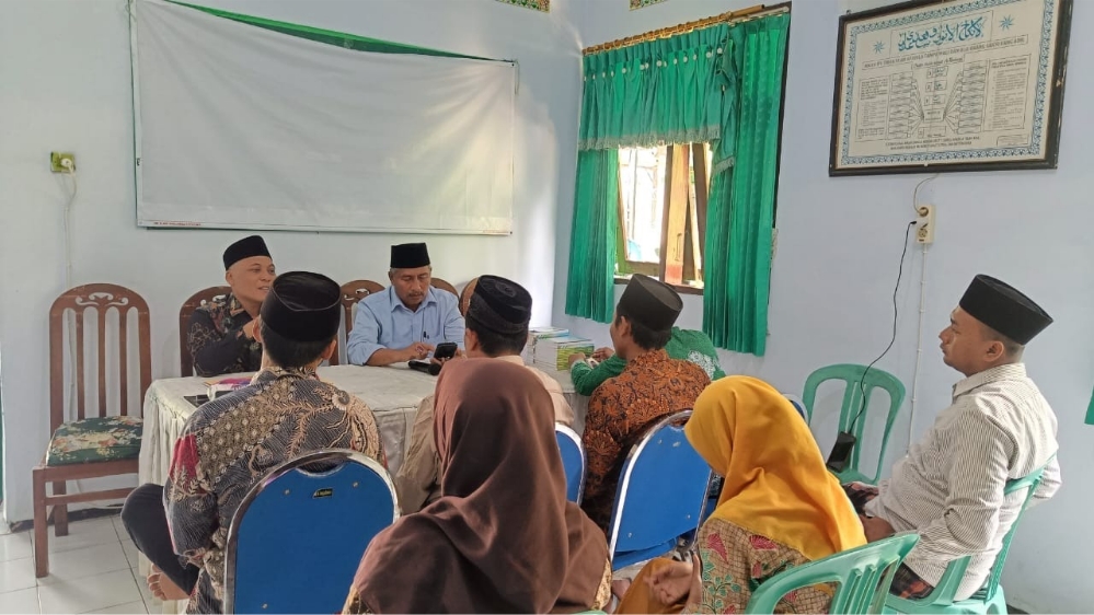 KUA Kecamatan Kadur Gelar Kajian Kitab Kuning dan Tadarrus Al-Qur'an dalam Rangka Syi'ar Ramadhan